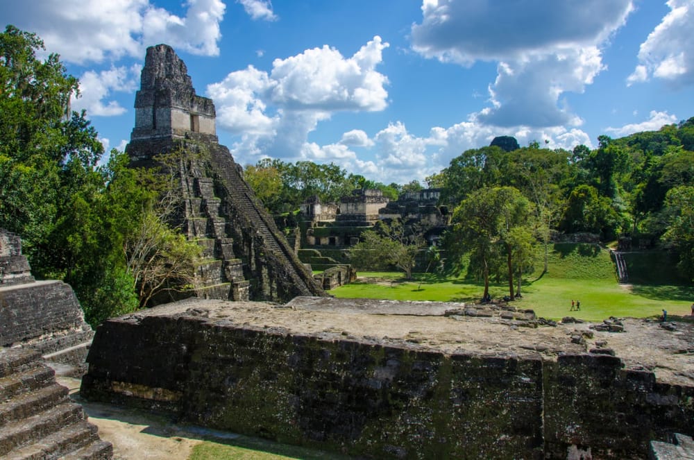 Mayas: origen, ciudades, logros y el enigma de su desaparición