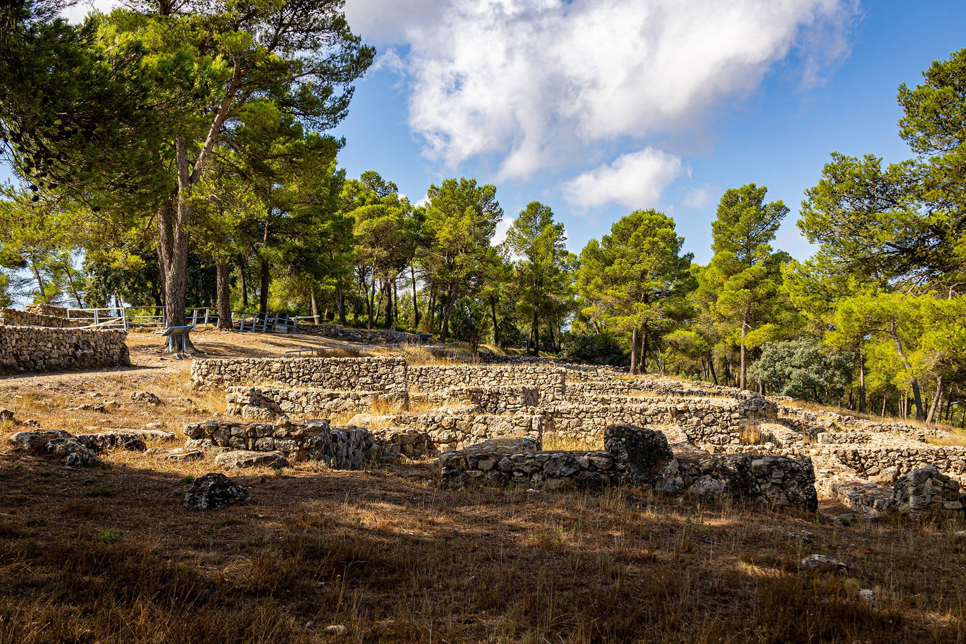 La Costera, historia y tradición en el interior de Valencia